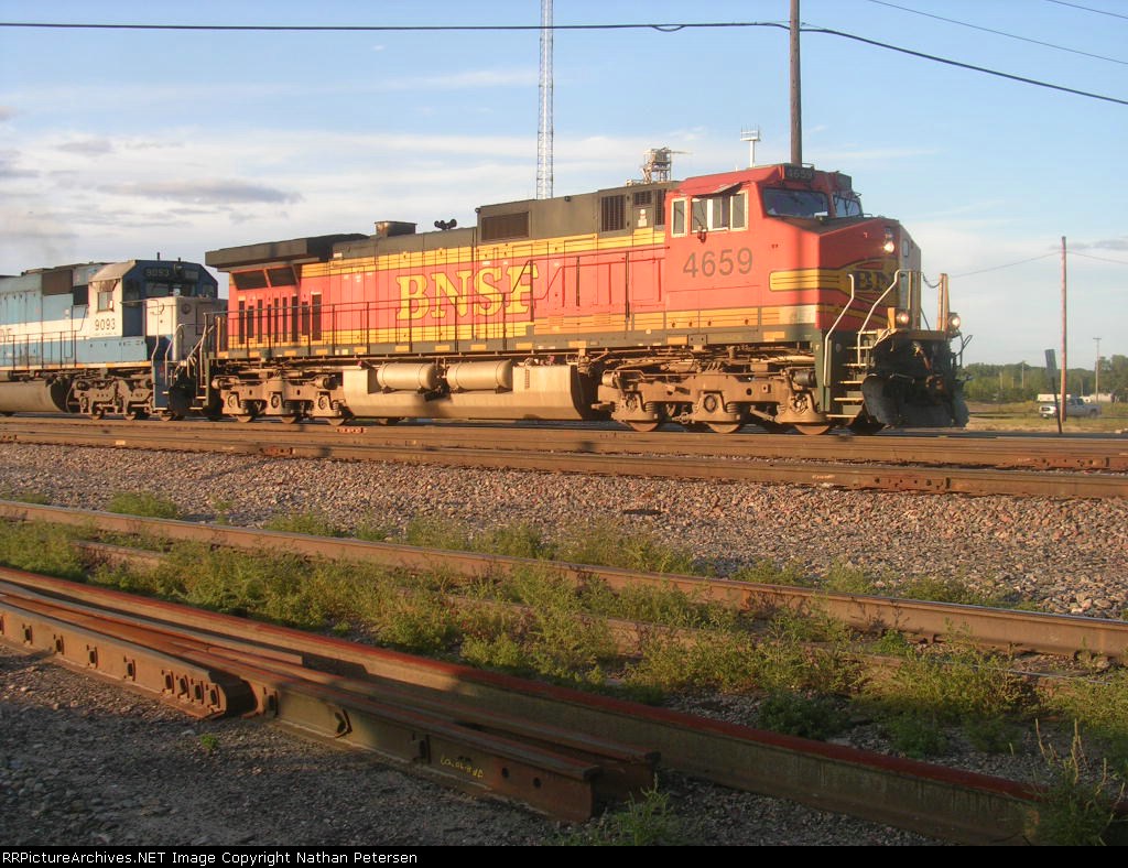 BNSF 4659